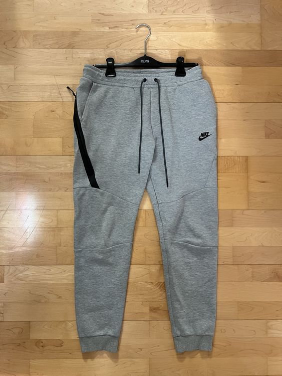 Nike Tech-Fleece Hose | Kaufen auf Ricardo