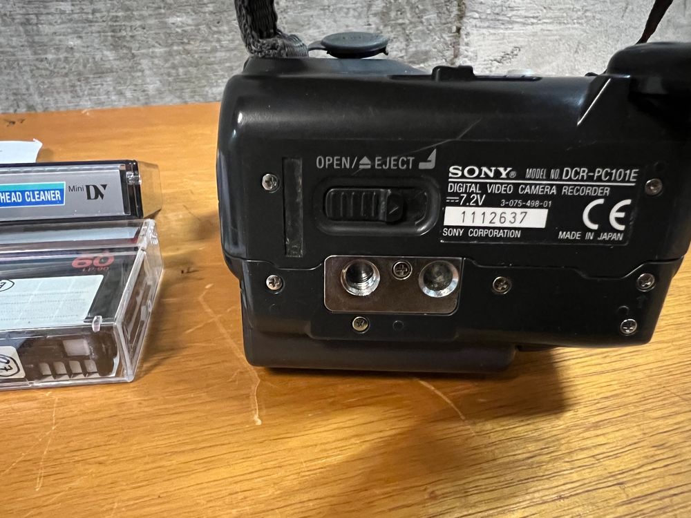 Camera Sony Digital Handycam DCR-PC101E PAL (Gebraucht) in Villars sur ...