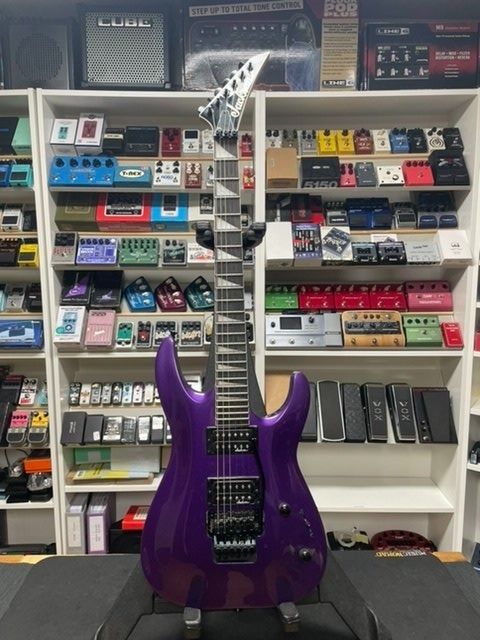 Jackson Purple! Extremly Nice Guitar! (Gebraucht) in Cama für CHF 185 ...