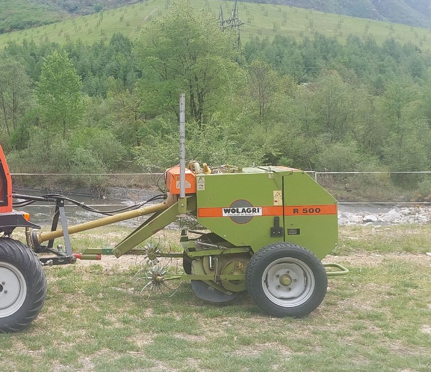 Kleinrunballenpresse Wolagri R500 (Gebraucht) in Semione für CHF 5300 ...