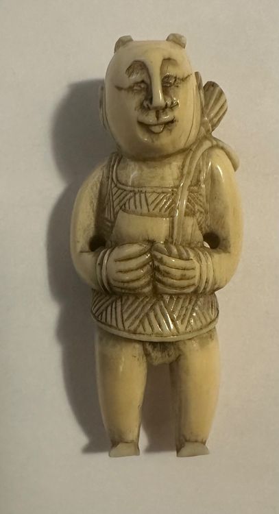 Antike Asiatische Handgeschnitzte Skulptur (Gebraucht) in Root für CHF 24 – mit Lieferung auf ...