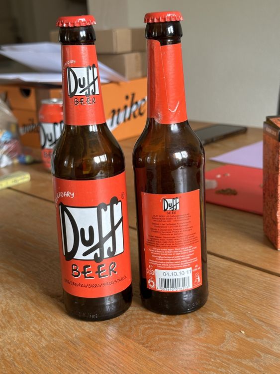 2 Flaschen Simpsons Duff Beer leer (Gebraucht) in Strengelbach für CHF ...