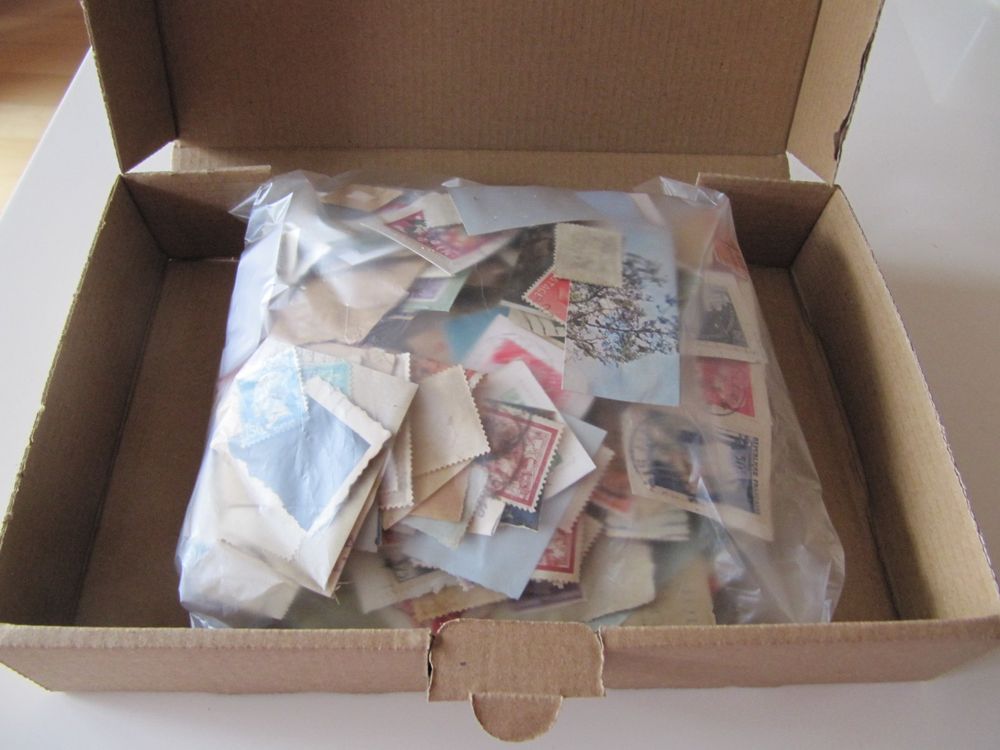 Viele Briefmarken zum Ablösen #BM3 (Gebraucht) in Basel für CHF 3 – mit ...
