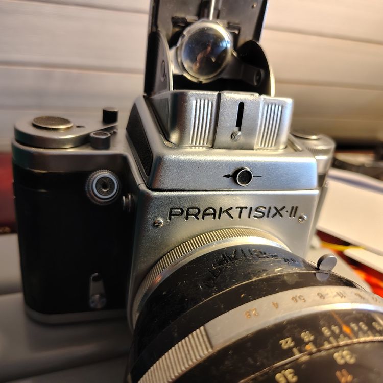 Praktisix II Medium Format Camera Pentacon mit Jena f=180mm (Gebraucht ...
