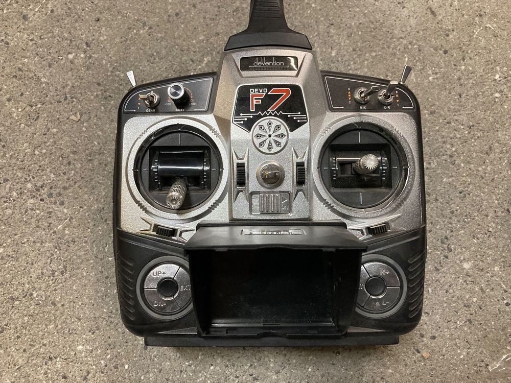 Fernsteuerung de Venttion Devo F7 (Defekt) in Menznau für CHF 1 – mit ...