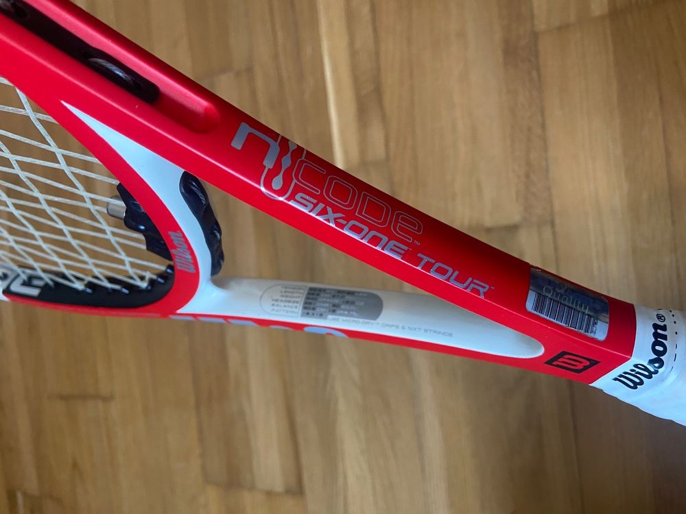 Wilson N.code six-one tour taille 4 3/8 (Gebraucht) in Attalens für CHF ...