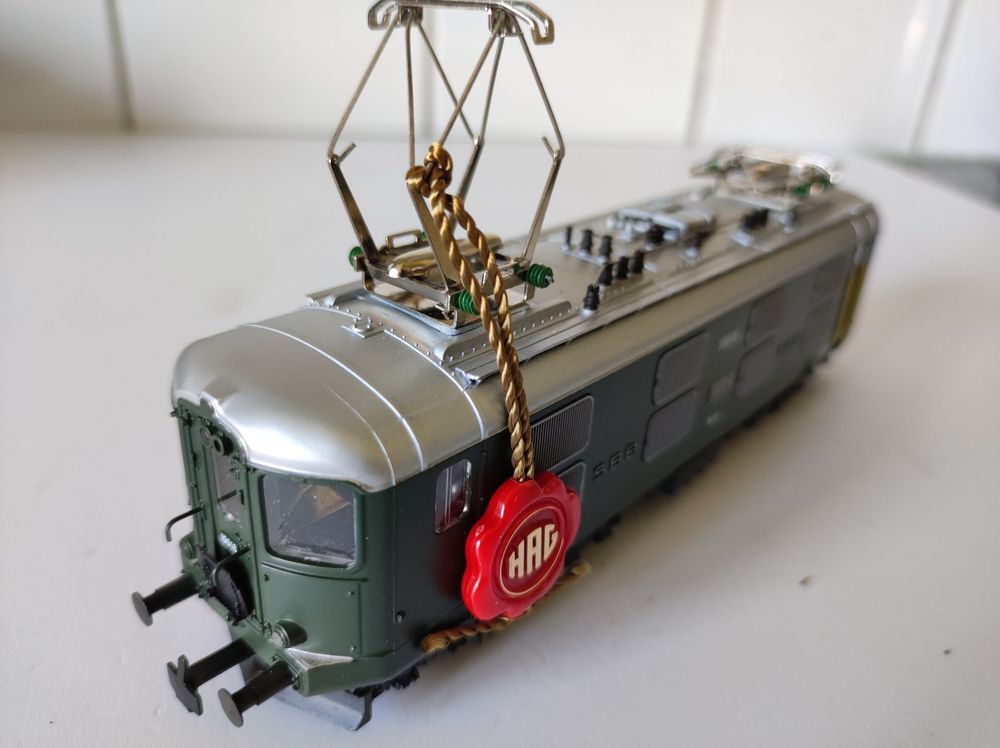 E-Lok SBB Re 4/4 I, Serie 1, Lok-Nr. 10018 (Neu und originalverpackt) in Seuzach für CHF 149 ...