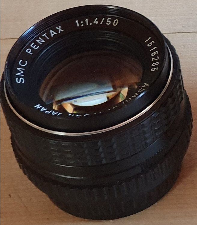 SMC Pentax 1:1.4/50 mm mit Adapter (Gebraucht) in campsut-cröt für CHF 50 – mit Lieferung auf ...