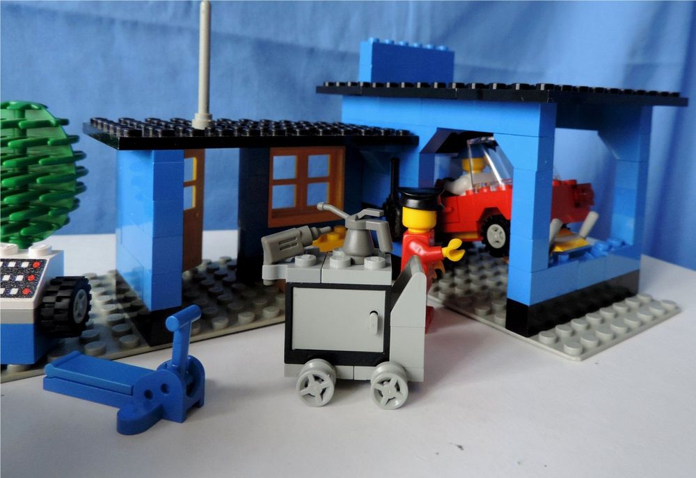 Auto Repair Shop, Set 6363 + Auto Pneu Service, Set 6655 (Gebraucht) in ...