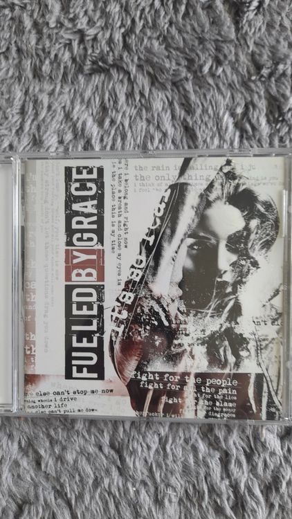 FUELED BY GRACE CD (Gebraucht) in Wetzikon ZH für CHF 2 – mit Lieferung auf Ricardo kaufen