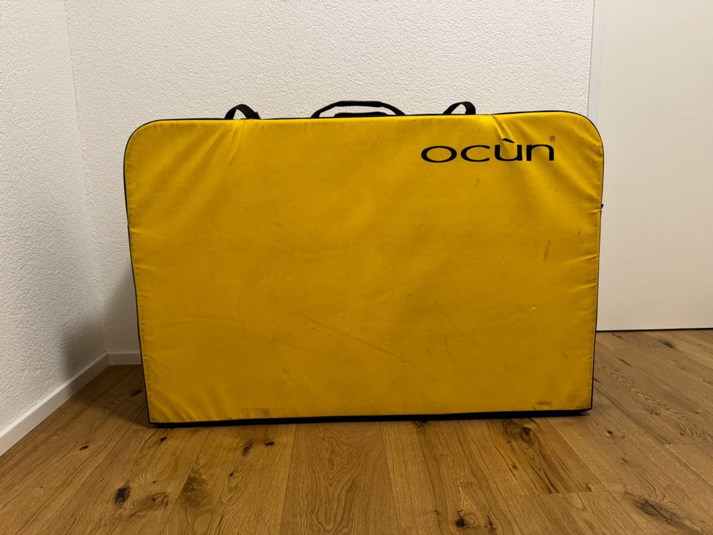 Bouldermatte / Crashpad - Marke Ocùn (Gebraucht) in Niederweningen für ...