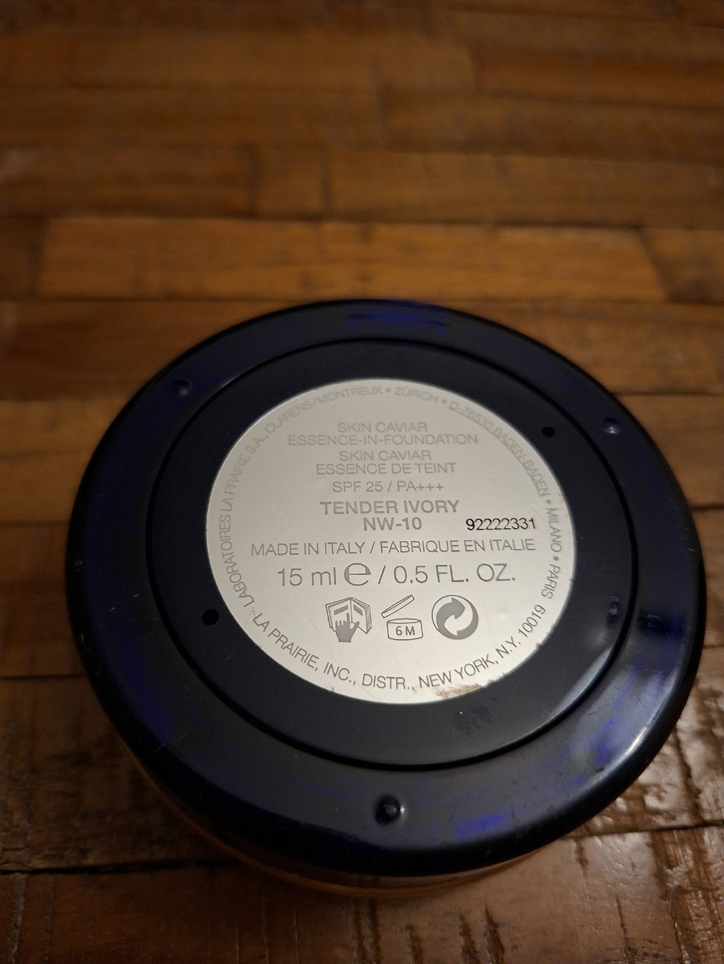 La Prairie Skin Caviar Essence Foundation Tender Ivory NW10. (Gebraucht ...