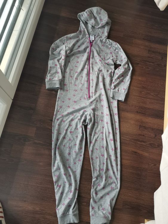 Pijama Einteiler, 146, Schlafoverall (Gebraucht) in Oftringen für CHF 7 ...