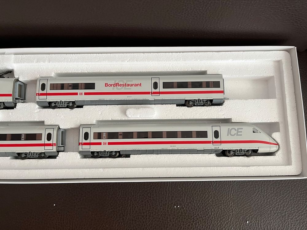 Märklin H0 ICE 36712 digital (Gebraucht) in Siebnen für CHF 164 – mit Lieferung auf Ricardo kaufen