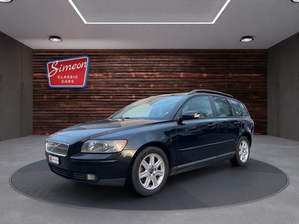 Geräumiger VOLVO V50 2.4 Momentum frisch ab MFK (Gebraucht) in Bernhardzell für CHF 3790 – nur ...