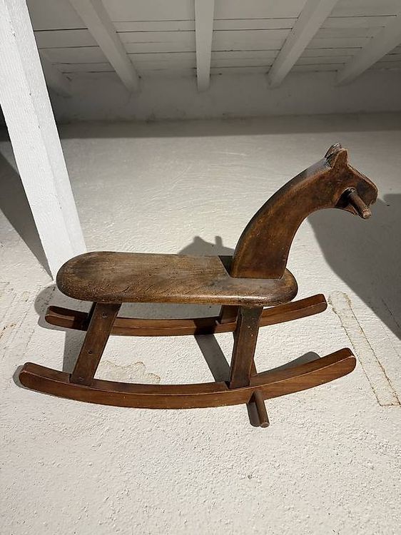 Cheval Bascule En Bois Ancien