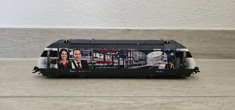 Märklin SBB Re 460 MFX Sound "Wir sind unterwegs für Sie da" (Gebraucht ...