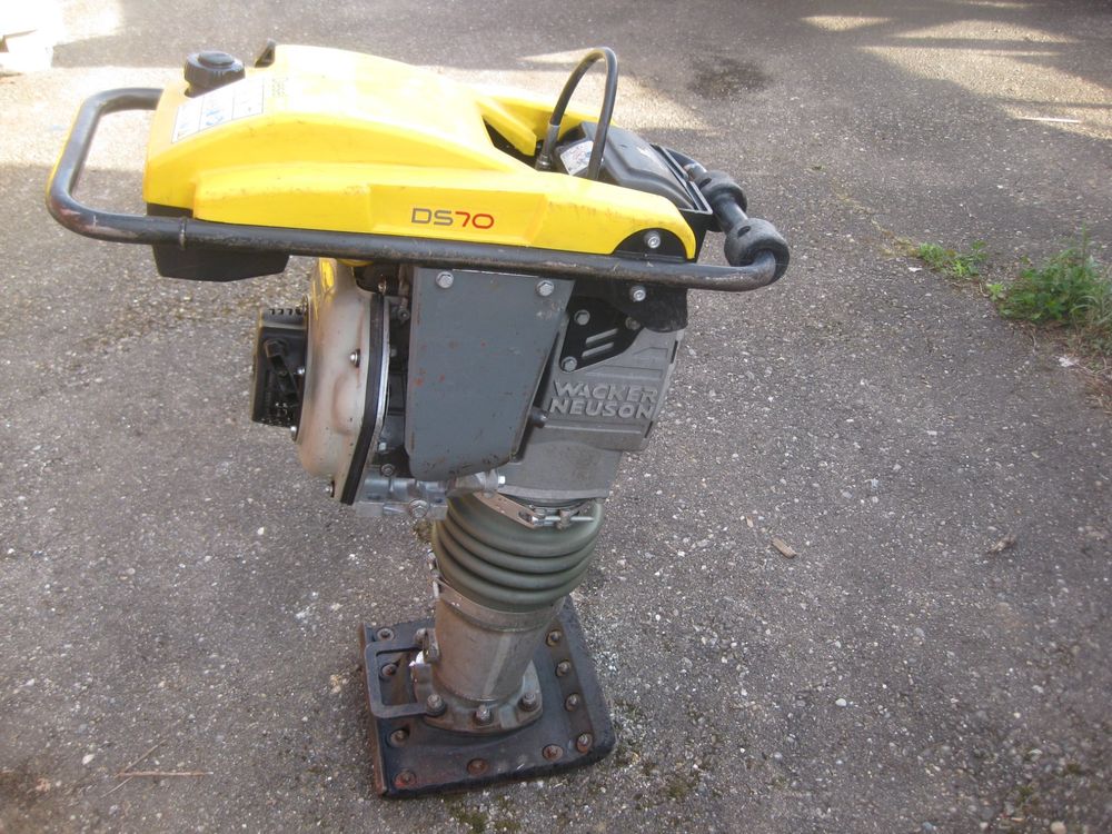 WACKER NEUSON DS 70 SIEHE BILDER LÄUFT WENIG GEBRAUCHT | Kaufen auf Ricardo