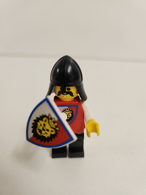 Lego Ritter Royal Knights Minifigur (Gebraucht) in Niederurnen für CHF ...