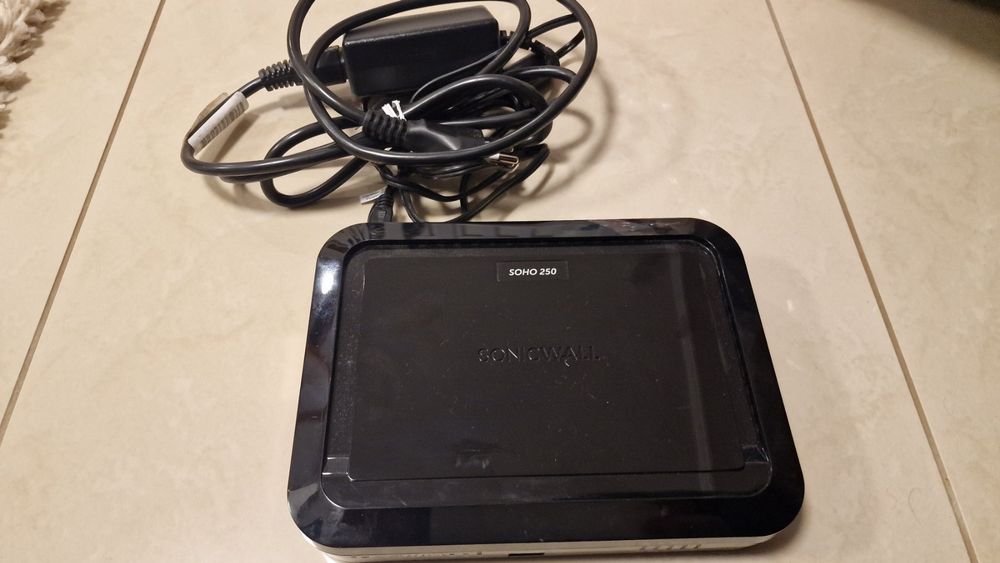 SonicWall TZ SOHO 250 Network Security Firewall (Gebraucht) in Matran ...