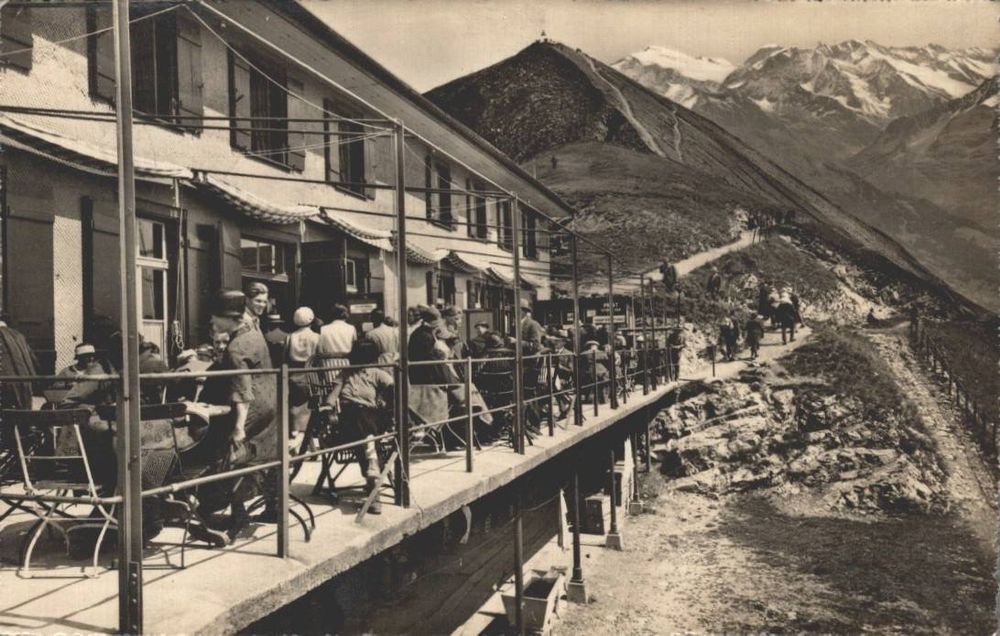 Brinzer Rothorn, Luftpost, gel. 1943, Terrasse stark belebt | Kaufen ...