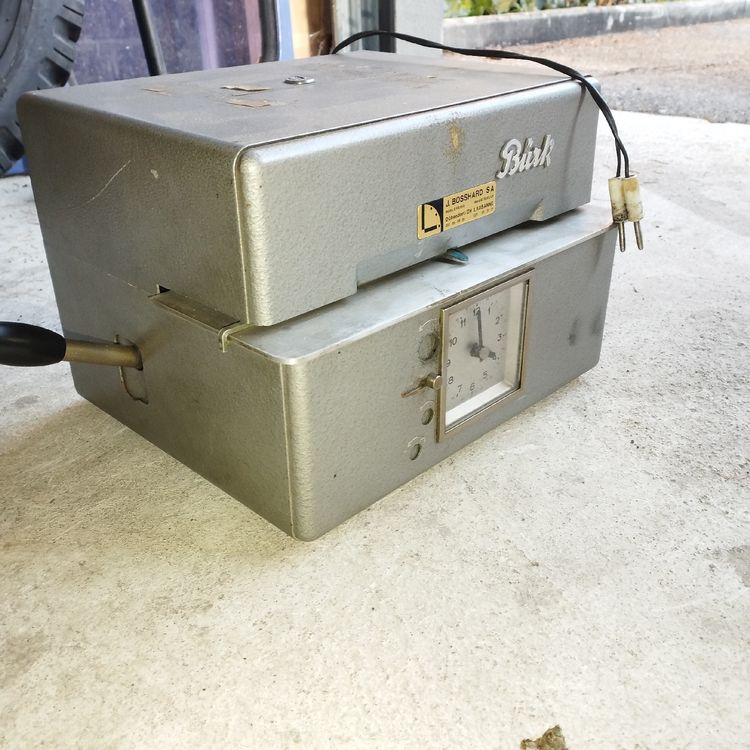 Ancienne timbreuse pointages. vintage (Gebraucht) in St-imier für CHF ...
