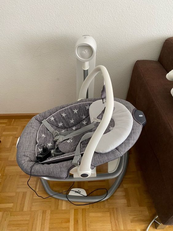 Babywippe Joie Serina 2in1 (Gebraucht) in Basel für CHF 80 – mit Lieferung auf Ricardo kaufen