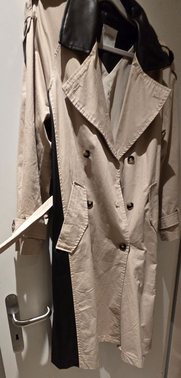 Modischer Bershka Trenchcoat für den Übergang, Grösse M (Gebraucht) in ...