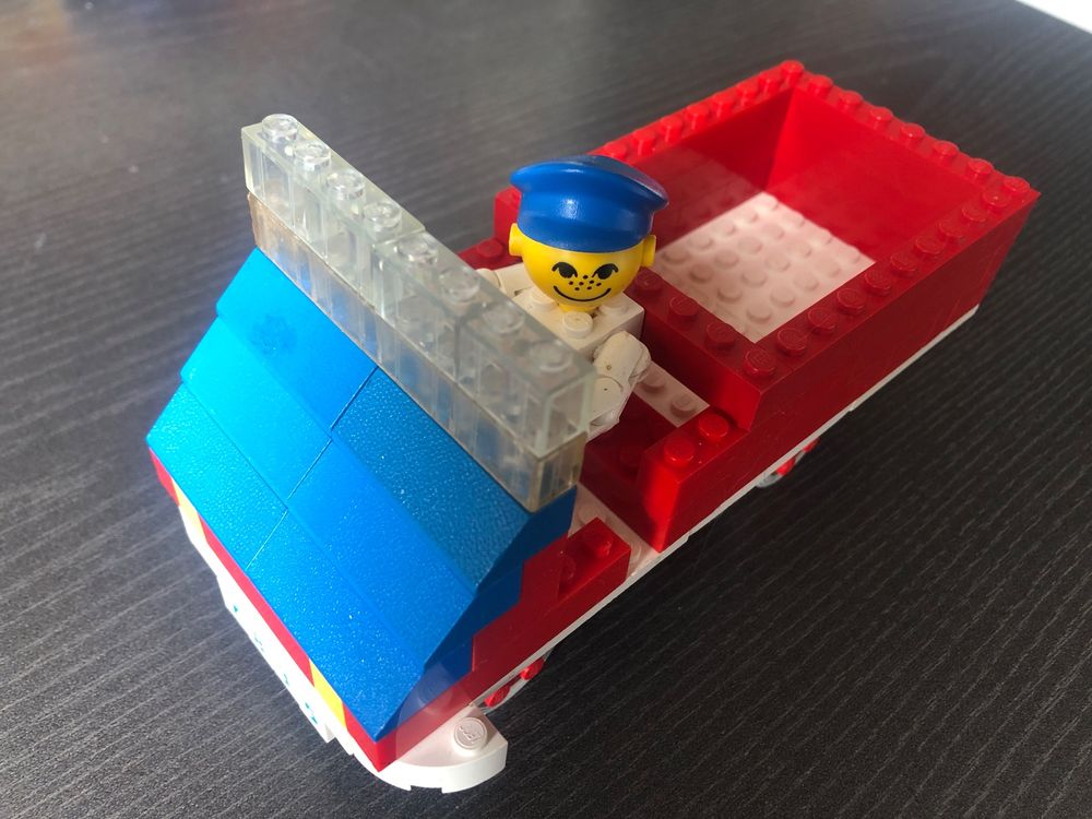 Set lego 400 3 véhicules (Gebraucht) in Fribourg für CHF 30 – mit ...