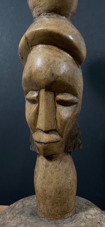 Afrikanische Doppelgesichtige Skulptur aus Holz | Kaufen auf Ricardo