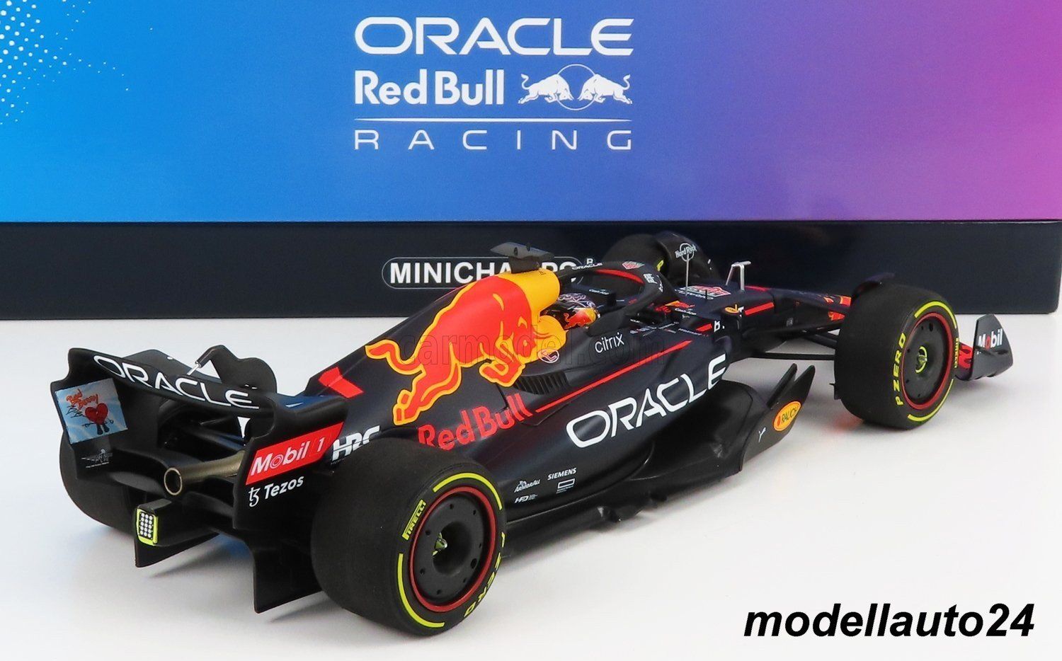 Red Bull RB18 F1 Winner GP Miami 2022 Verstappen / MC 1:18 (Neu und ...