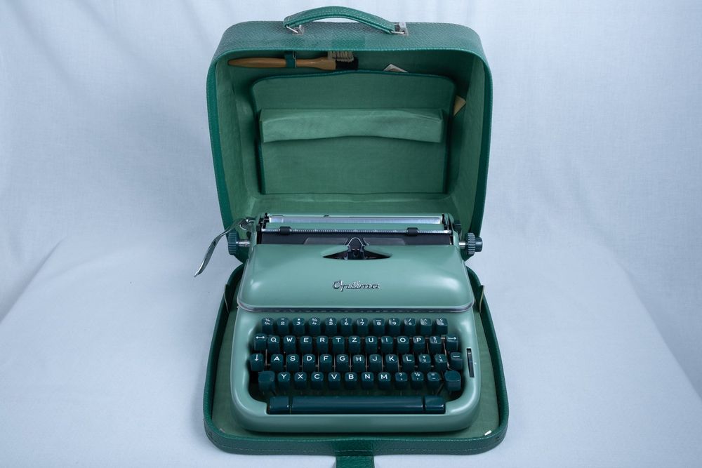 Machine à écrire Optima Elite - révisée, avec ruban neuf | Kaufen auf ...