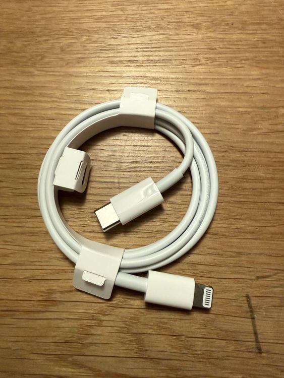 Original Apple USB-C auf Lightning - Neuwertig ab 1.00 CHF (Gebraucht ...
