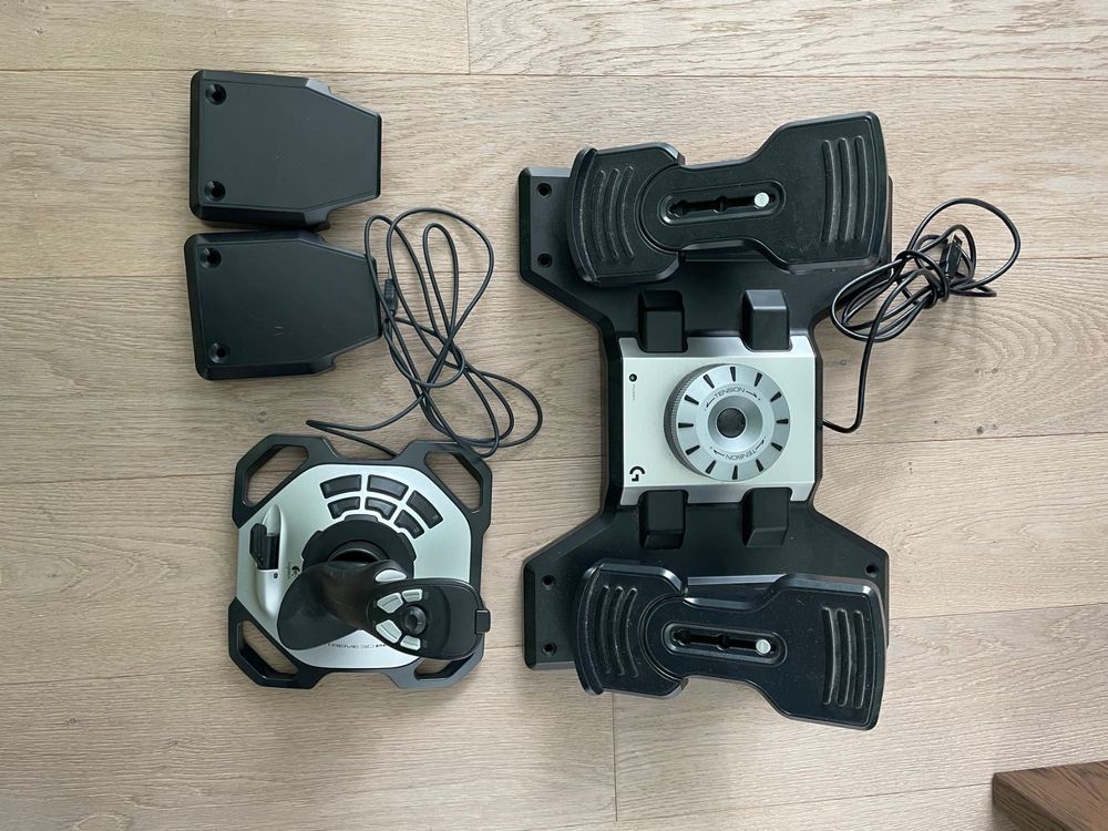 Logitech Pedalset - Flight Rudder Pedals - Extreme Joystick (Gebraucht ...