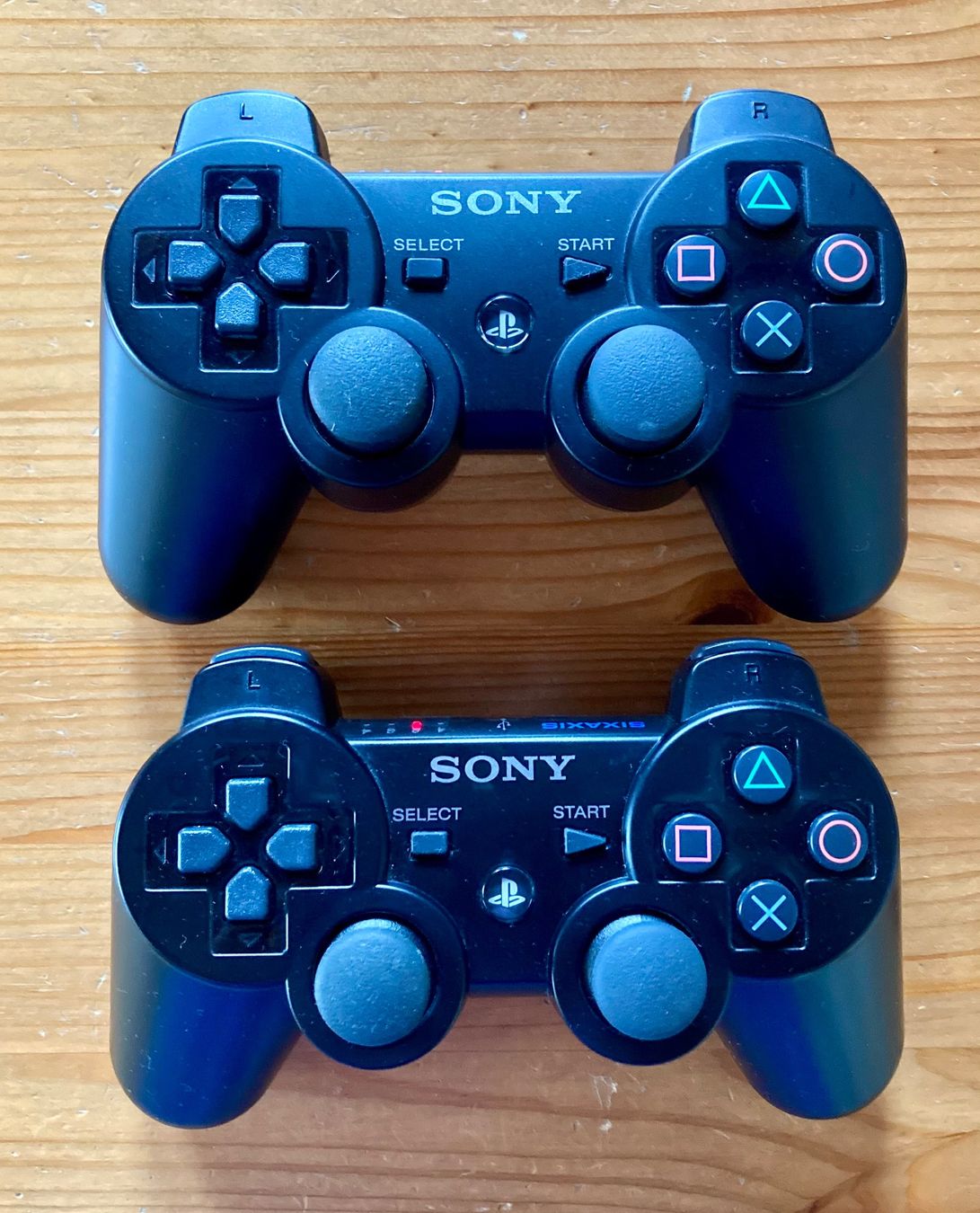 2x originale Wireless SIXAXIS-Controller - PS3 (Neu (gemäss ...
