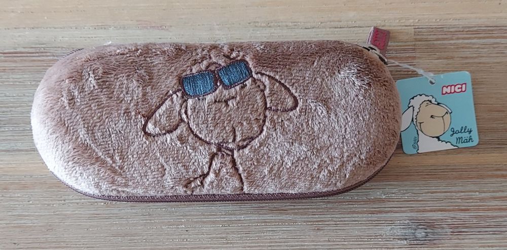 Neues NICI Brillenetui Schaf braun (Neu und originalverpackt) in Basel für CHF 6 – mit Lieferung ...