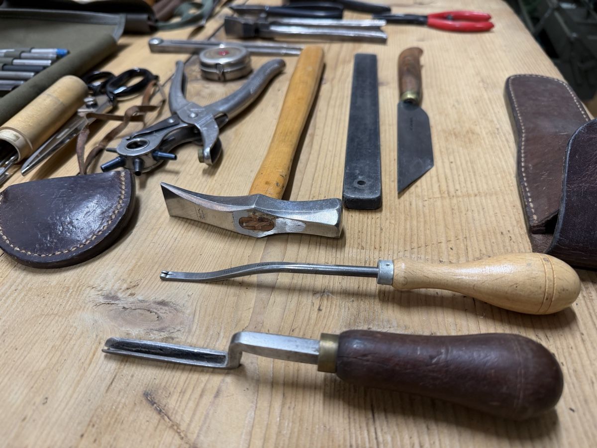 Sattler Werkzeuge Handnähset, Nietset Leder nähen , bearbeit (Gebraucht ...