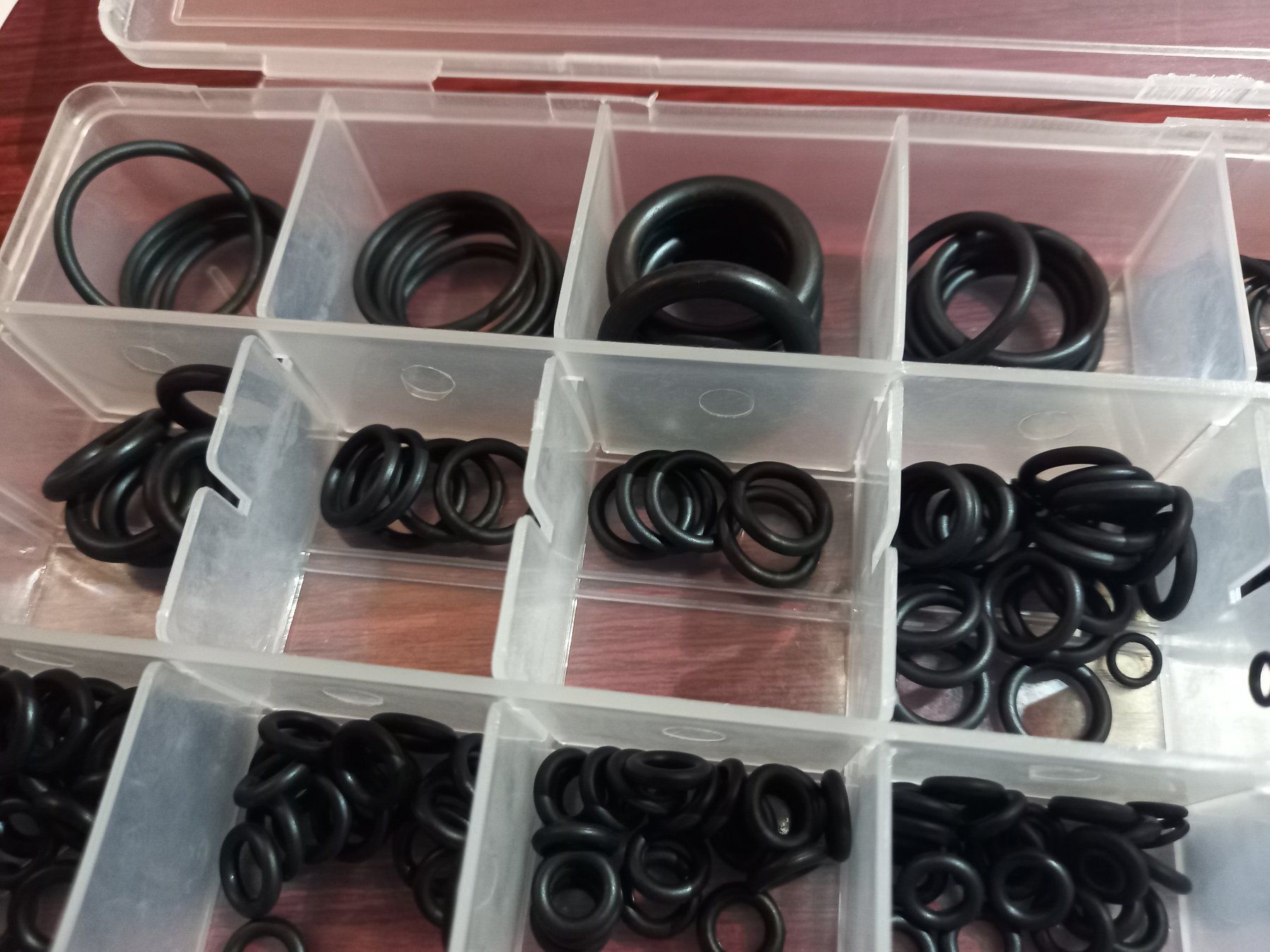 Box mit 740 Dichtungsscheiben Nylon - rondelles d'étanchéité (Neu und ...