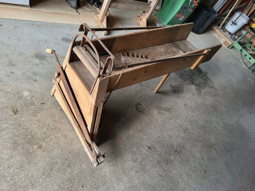 Alte Strohschneider Strohhäcksler (Gebraucht) in für CHF 40 – nur ...