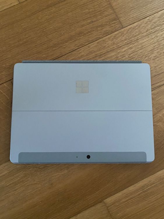 Microsoft Surface Go 1824 128GB 8GB RAM - wie neu (Gebraucht) in Oberrieden für CHF 180 – mit ...