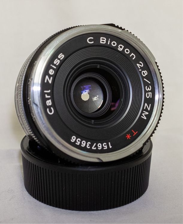 Carl Zeiss Biogon T* 2,8/35 ZM Weitwinkelobjektiv (Neu (gemäss ...