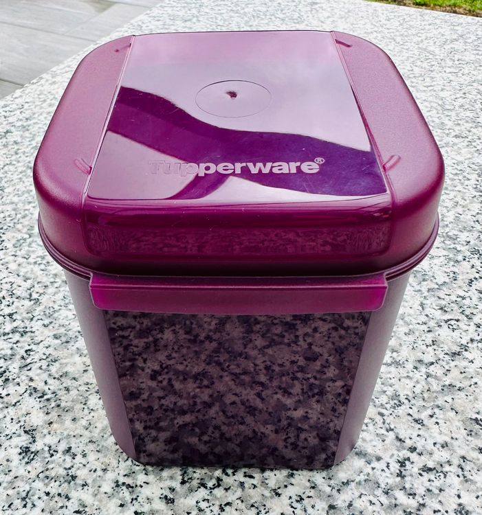 Tupperware Signature 1.2 L, lila (Neu und originalverpackt) in für CHF ...
