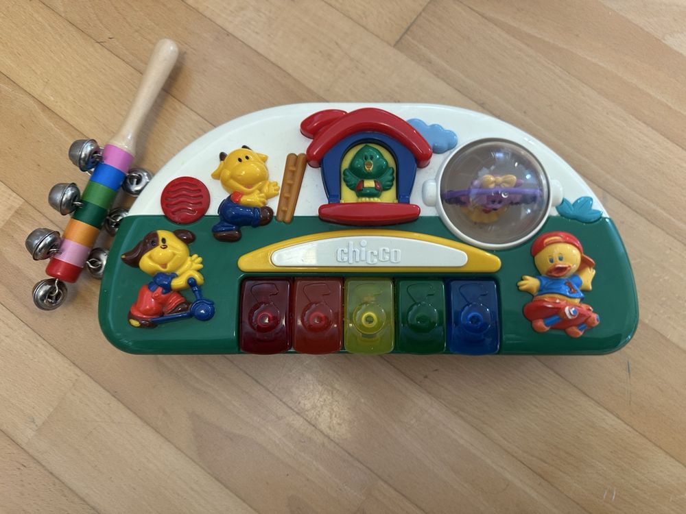 Chicco Musik Instrument und Rassel für Kinder. (Gebraucht) in ...