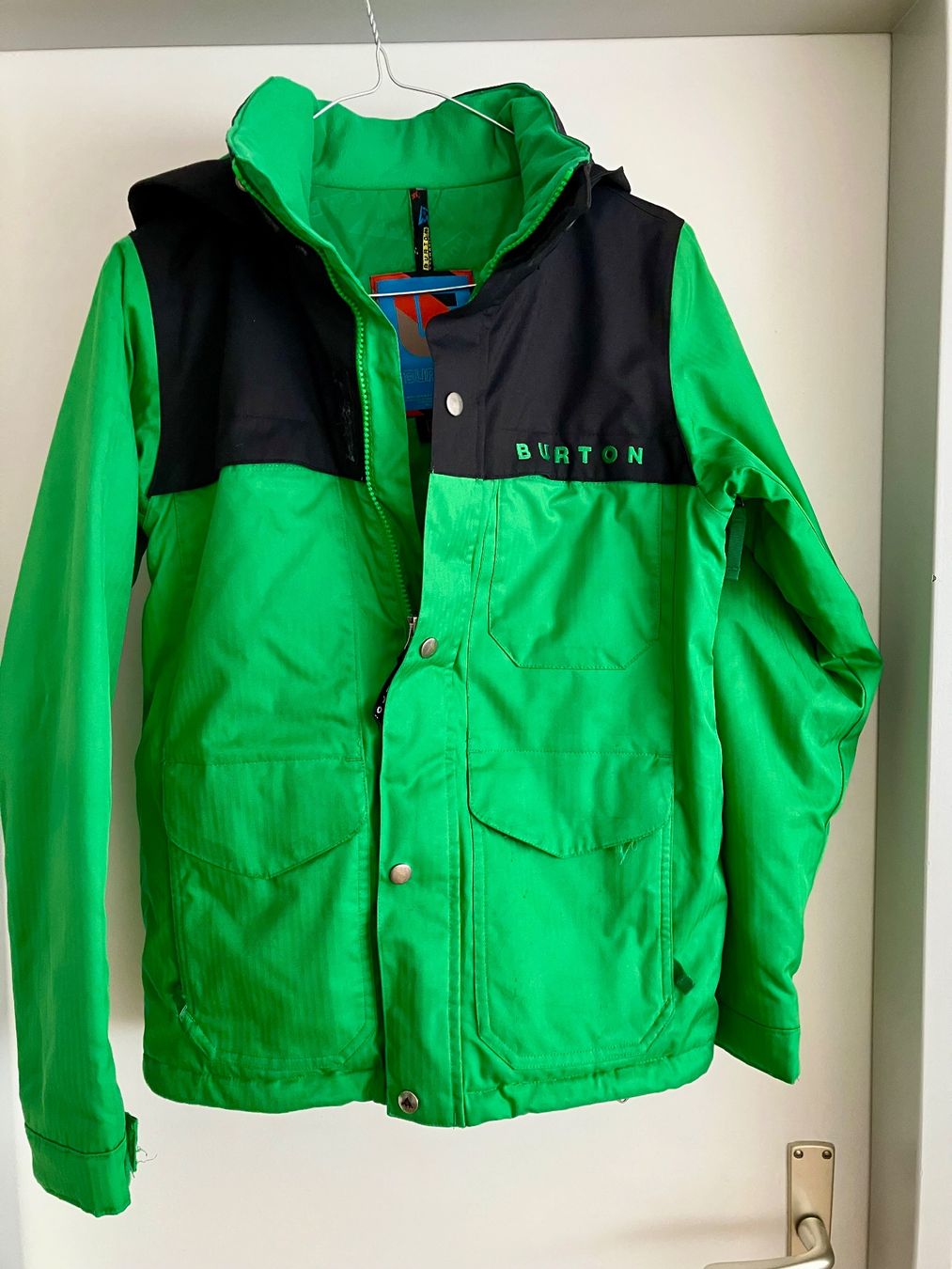 Burton Skijacke Grösse M (136-147) (Gebraucht) in geroldswil für CHF 5 ...