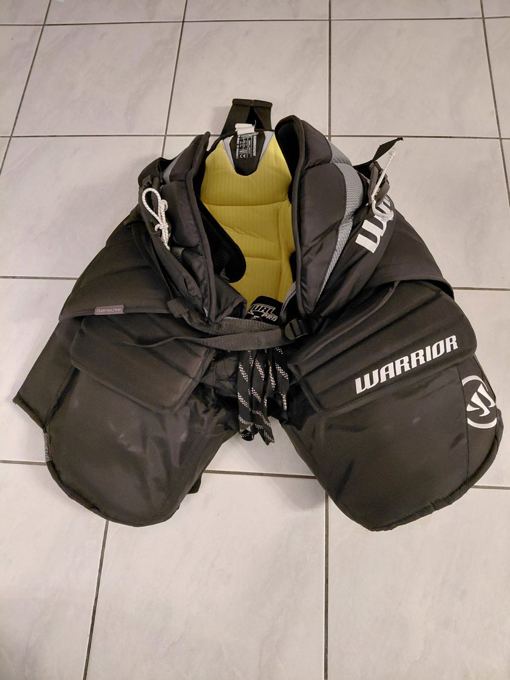 Goalie-Hose (Sr) Warrior, Grösse S (Gebraucht) in Schwyz für CHF 80 ...