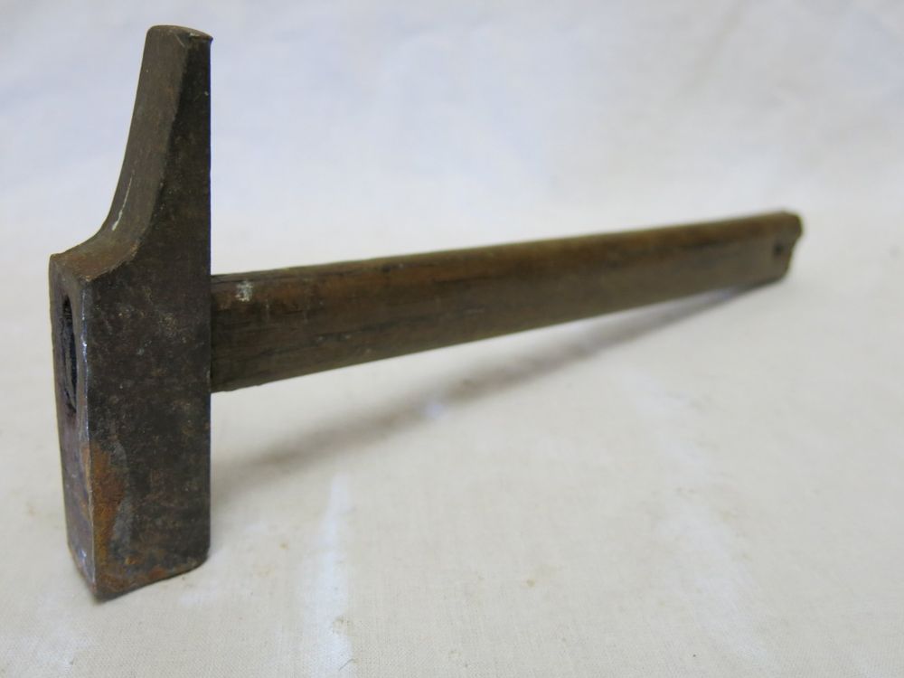 Fund Patina Alt Vintage Rostig Hammer (Gebraucht) in Buchs ZH für CHF 9 ...