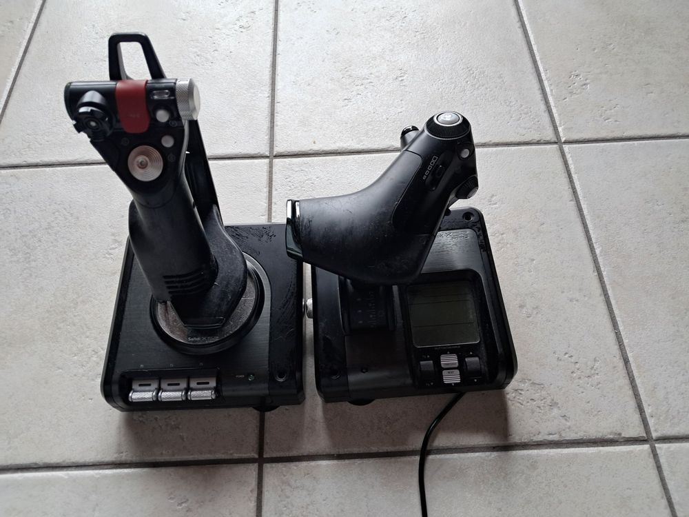 Saitek X52 Pro (Gebraucht) in Hilterfingen für CHF 25 – mit Lieferung ...