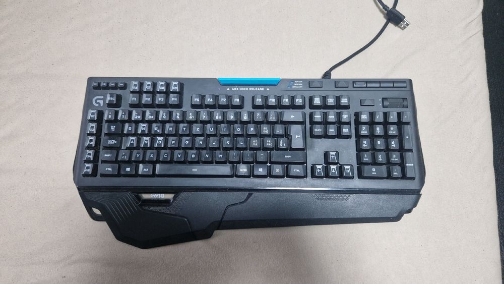 Used Logitech G910 wired Keyboard / 1M Cable (Gebraucht) in Au ZH für ...