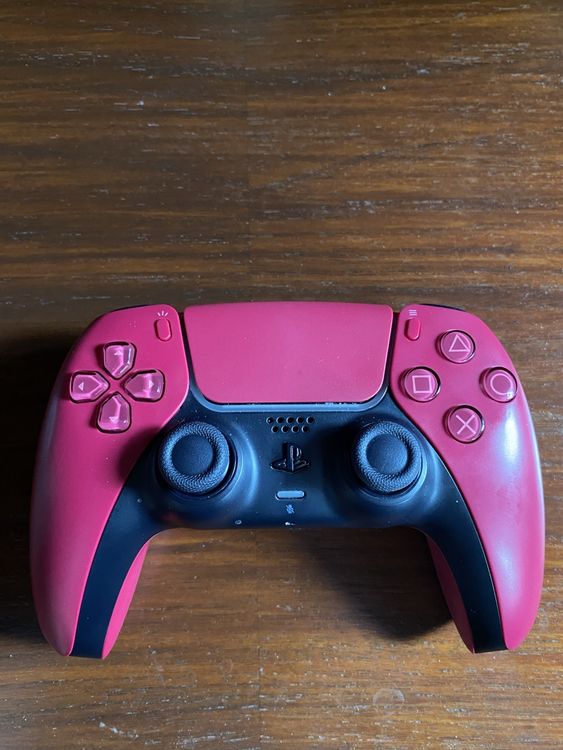 Manette / Controller PS5 (rouge/rot) (Neu (gemäss Beschreibung)) in Lossy für CHF 50 – mit ...