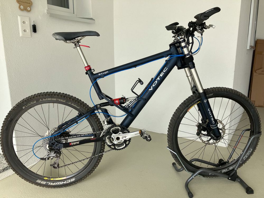 Kultbike von Votec M6 Light dormantblau (Gebraucht) in Tumegl/Tomils ...